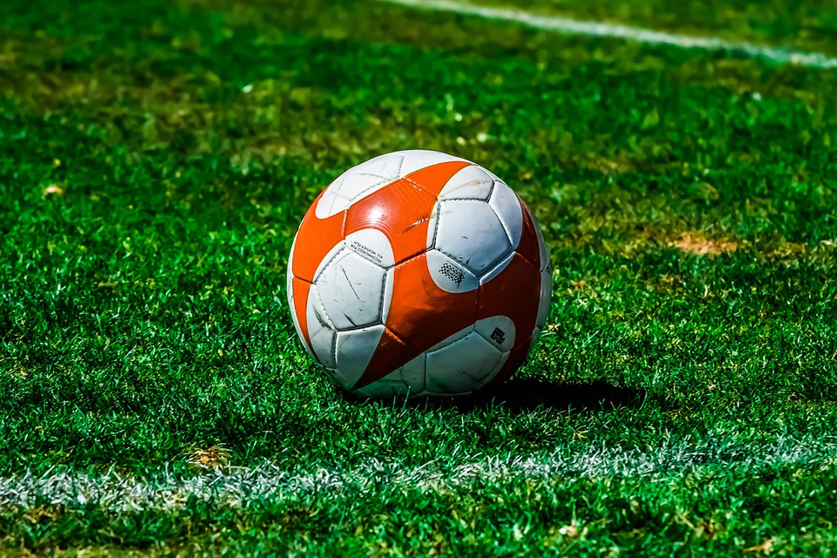 Fußball-Vielfalt - HERZOG Kultur- & Stadtmagazin