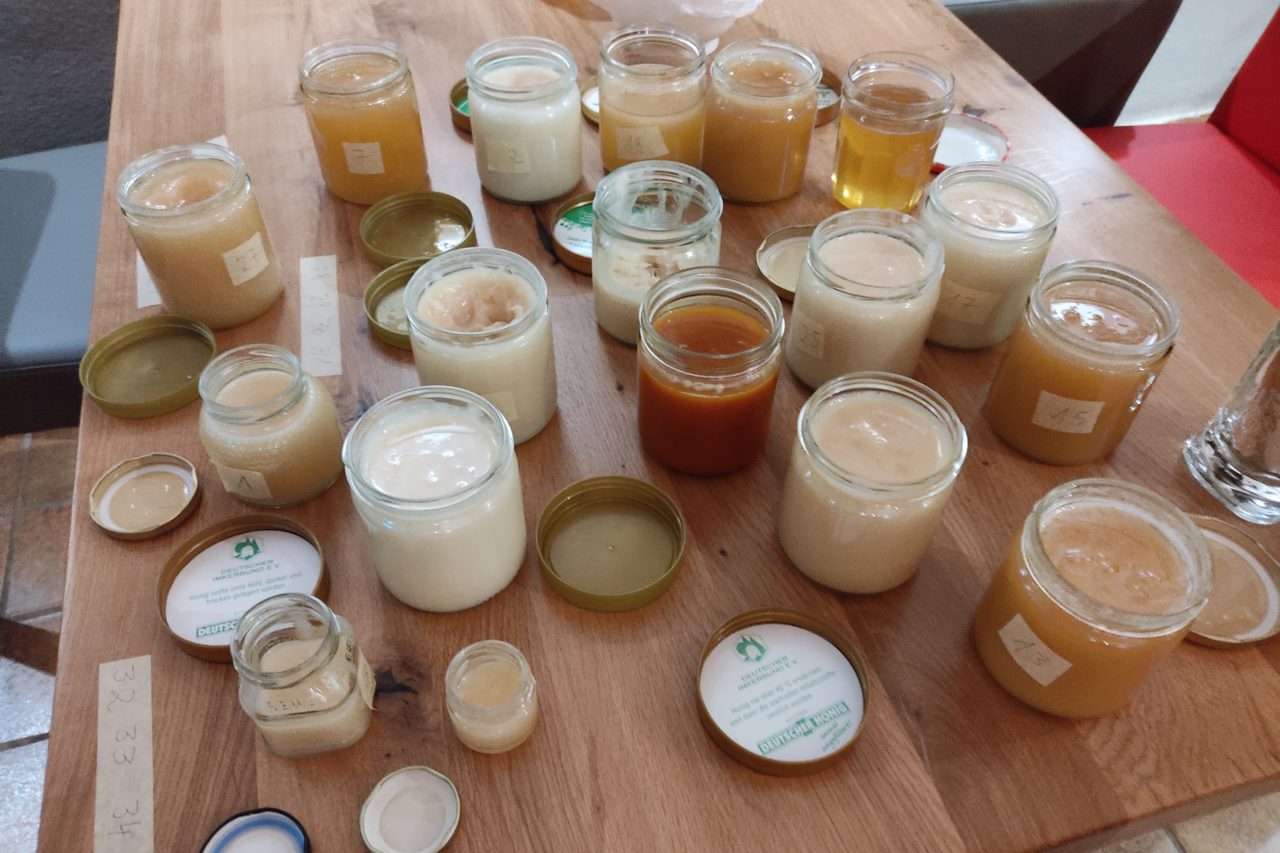 Honigvielfalt im Jülicher Land - HERZOG Kultur- & Stadtmagazin